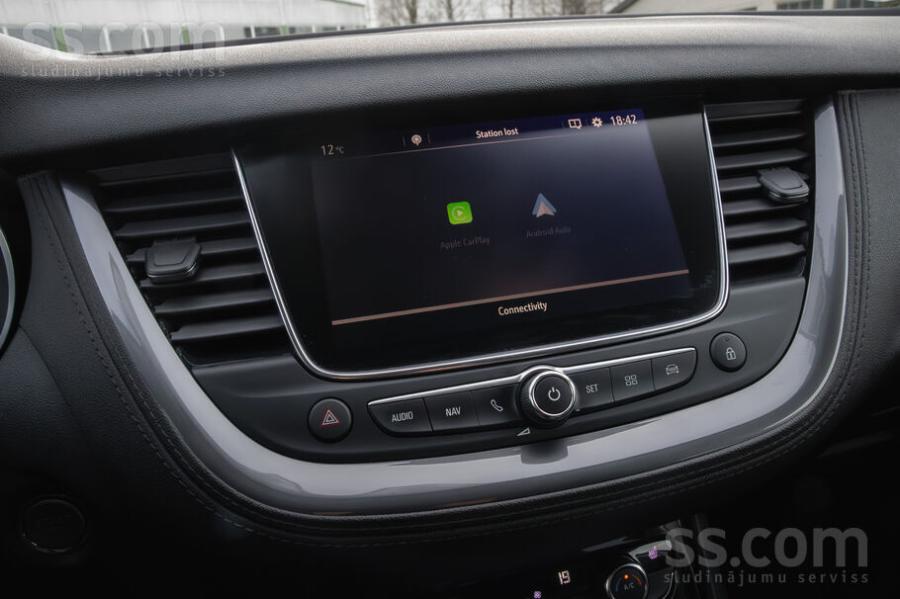 Balts Opel Grandland X 2018 Tukums, ar dzinēja tilpumu 1.60 L un nobraukumu 163 tūkst. km par 12490 €, foto 24 vietnē AUTOMOTO.COM.LV