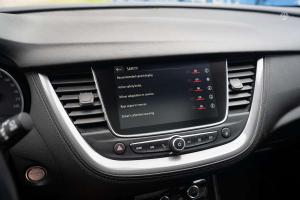 Balts Opel Grandland X 2018 Viļņa, ar dzinēja tilpumu 1.20 L un nobraukumu 190 tūkst. km par 9900 €, foto 18 vietnē AUTOMOTO.COM.LV
