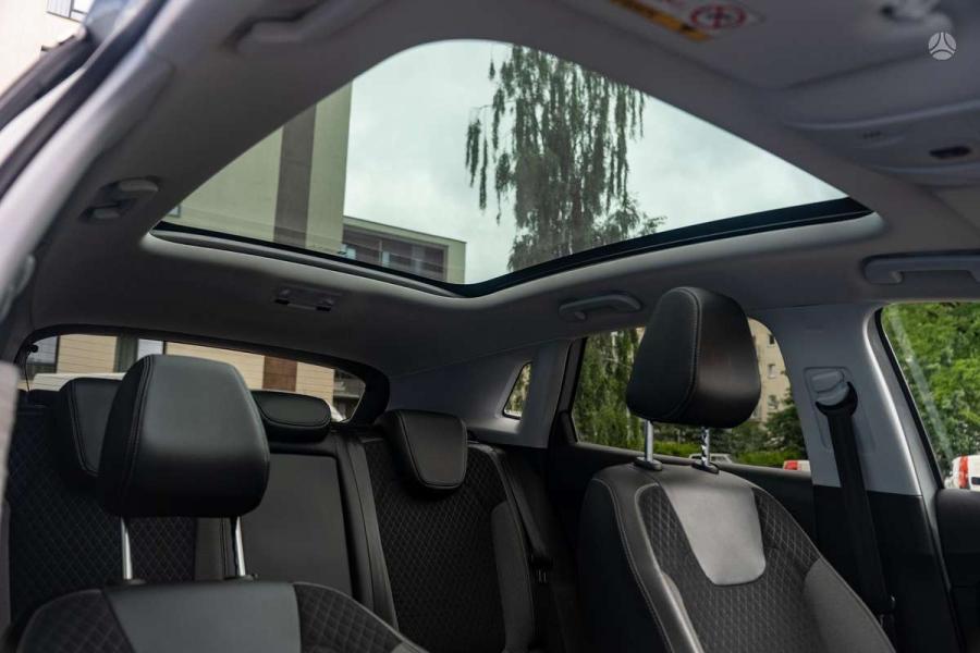 Balts Opel Grandland X 2018 Viļņa, ar dzinēja tilpumu 1.20 L un nobraukumu 190 tūkst. km par 9900 €, foto 21 vietnē AUTOMOTO.COM.LV