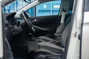 Balts Opel Grandland X 2018 Viļņa, ar dzinēja tilpumu 1.20 L un nobraukumu 190 tūkst. km par 9900 €, foto 29 vietnē AUTOMOTO.COM.LV