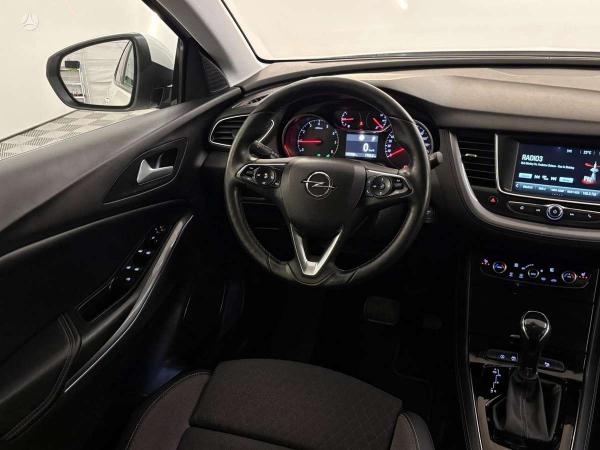 Balts Opel Grandland X 2018 Marijampole, ar dzinēja tilpumu 1.20 L un nobraukumu 123 tūkst. km par 10750 €, foto 7 vietnē AUTOMOTO.COM.LV