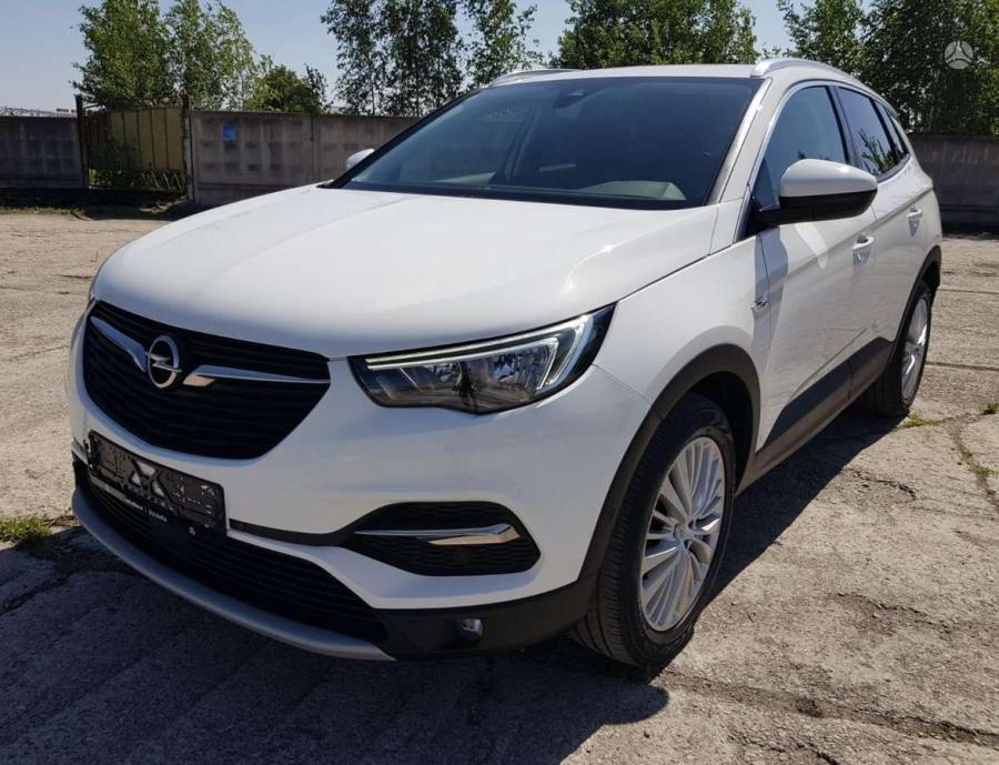 Balts Opel Grandland X 2018 Šauļi, ar dzinēja tilpumu 1.20 L un nobraukumu 89 tūkst. km par 8900 €, foto 1 vietnē AUTOMOTO.COM.LV