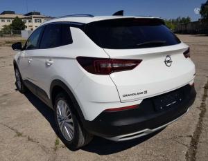 Balts Opel Grandland X 2018 Šauļi, ar dzinēja tilpumu 1.20 L un nobraukumu 89 tūkst. km par 8900 €, foto 9 vietnē AUTOMOTO.COM.LV