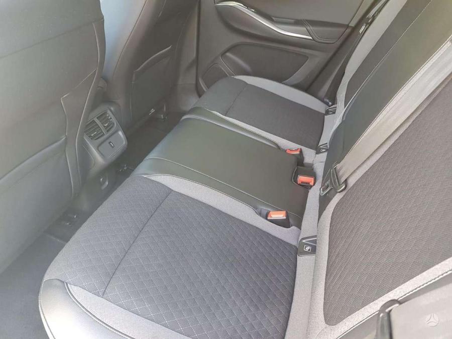 Balts Opel Grandland X 2018 Šauļi, ar dzinēja tilpumu 1.20 L un nobraukumu 89 tūkst. km par 8900 €, foto 11 vietnē AUTOMOTO.COM.LV