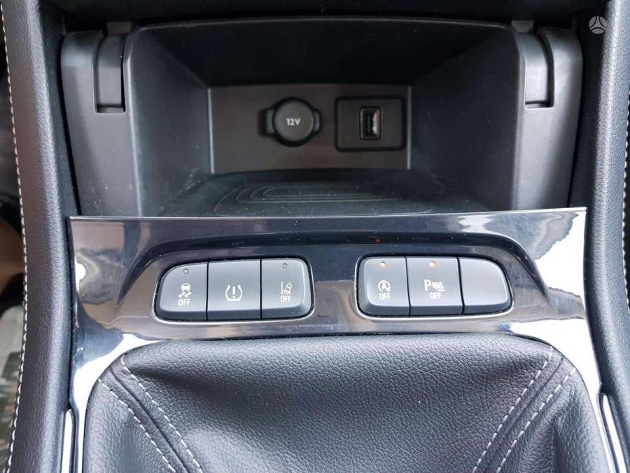 Balts Opel Grandland X 2018 Šauļi, ar dzinēja tilpumu 1.20 L un nobraukumu 89 tūkst. km par 8900 €, foto 18 vietnē AUTOMOTO.COM.LV