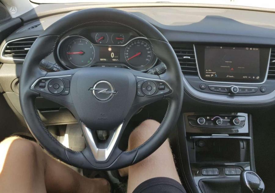 Balts Opel Grandland X 2018 Šauļi, ar dzinēja tilpumu 1.20 L un nobraukumu 89 tūkst. km par 8900 €, foto 21 vietnē AUTOMOTO.COM.LV