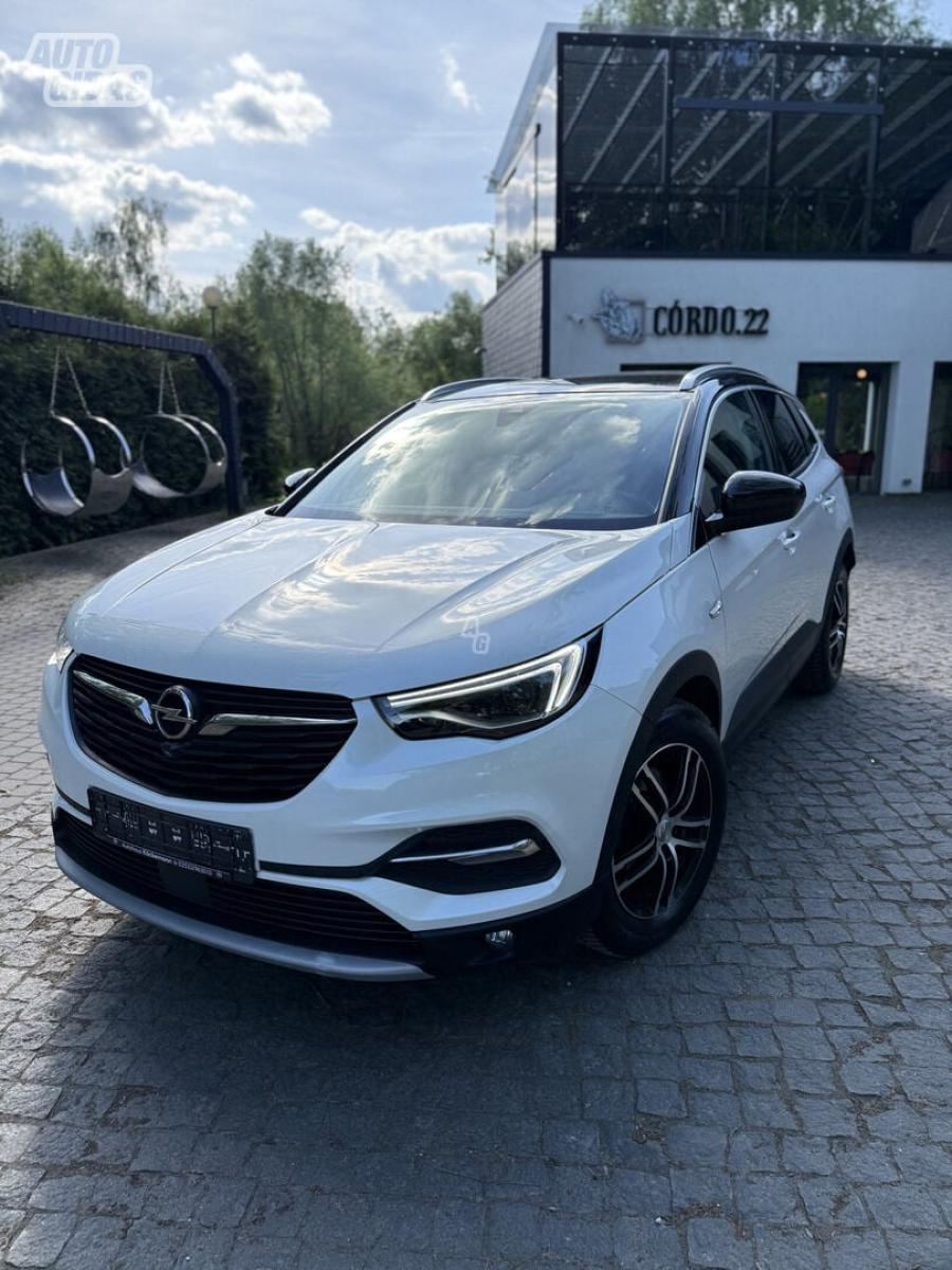 Balts Opel Grandland X 2018 Panevēža, ar dzinēja tilpumu 1.20 L un nobraukumu 159 tūkst. km par 10300 €, foto 3 vietnē AUTOMOTO.COM.LV