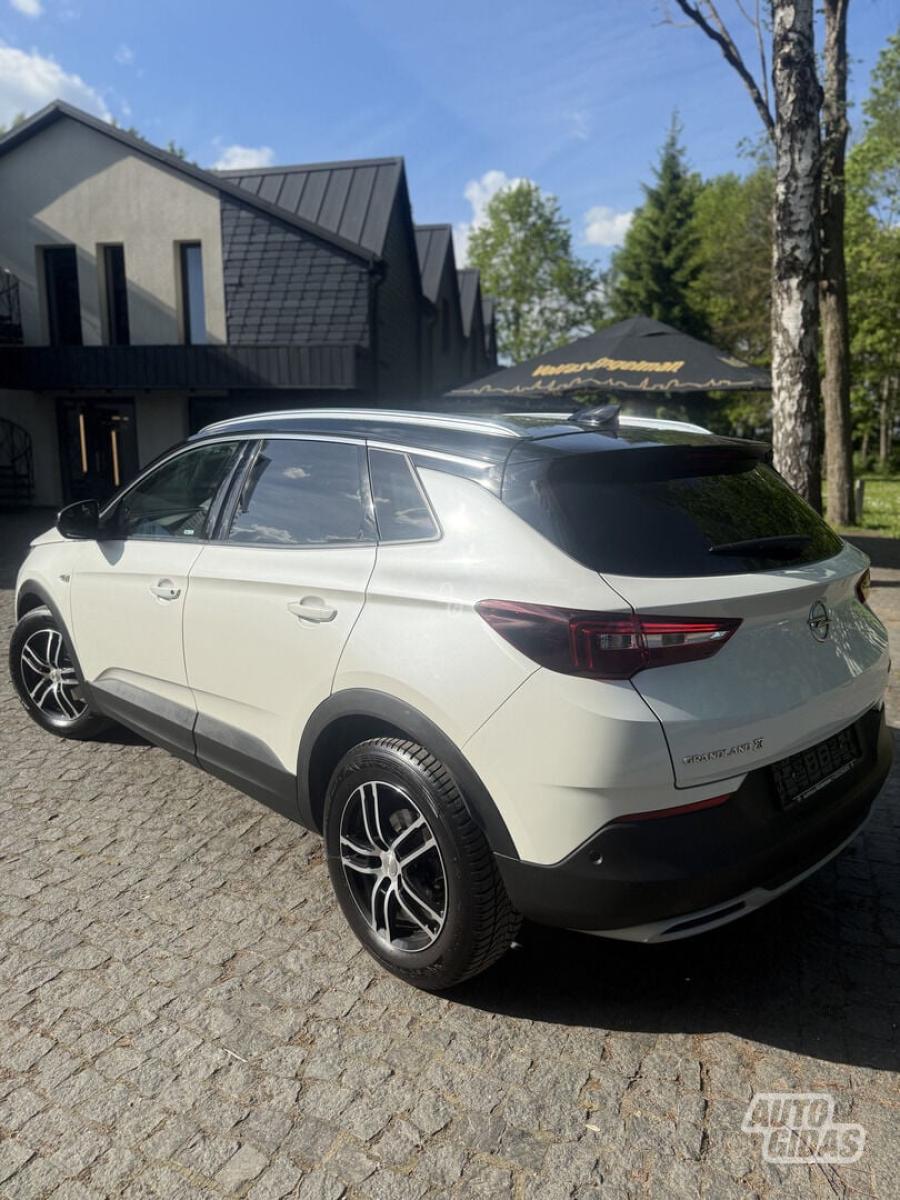 Balts Opel Grandland X 2018 Panevēža, ar dzinēja tilpumu 1.20 L un nobraukumu 159 tūkst. km par 10300 €, foto 13 vietnē AUTOMOTO.COM.LV