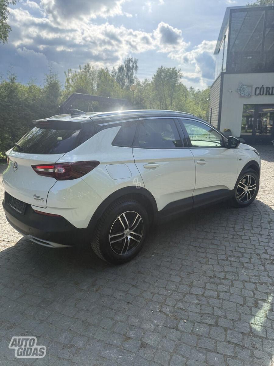 Balts Opel Grandland X 2018 Panevēža, ar dzinēja tilpumu 1.20 L un nobraukumu 159 tūkst. km par 10300 €, foto 14 vietnē AUTOMOTO.COM.LV