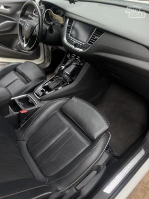 Balts Opel Grandland X 2018 Panevēža, ar dzinēja tilpumu 1.20 L un nobraukumu 159 tūkst. km par 10300 €, foto 18 vietnē AUTOMOTO.COM.LV
