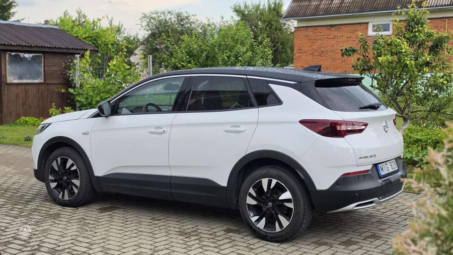 Balts Opel Grandland X 2018 Trakai, ar dzinēja tilpumu 1.56 L un nobraukumu 199 tūkst. km par 11600 €, foto 3 vietnē AUTOMOTO.COM.LV