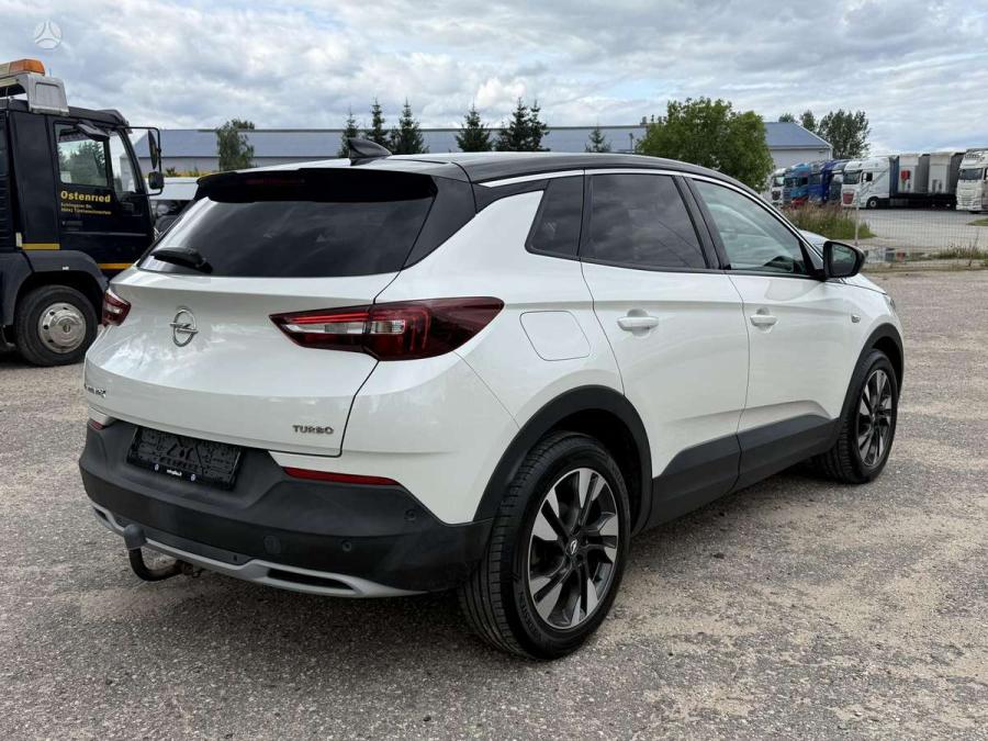Белый Опель Grandland X 2018 в Алитус, объемом двигателя 1.20 л и пробегом 121 тыс. км за 8450 €, фото 4 на AUTOMOTO.COM.LV