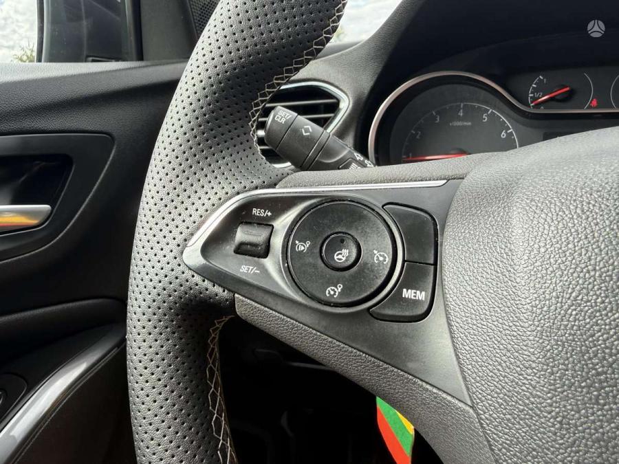 Белый Опель Grandland X 2018 в Алитус, объемом двигателя 1.20 л и пробегом 121 тыс. км за 8450 €, фото 12 на AUTOMOTO.COM.LV