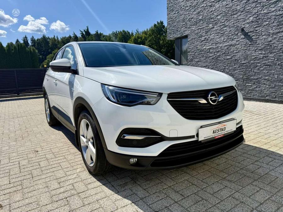 Белый Опель Grandland X 2018 в Таураге, объемом двигателя 1.56 л и пробегом 191 тыс. км за 9800 €, фото 3 на AUTOMOTO.COM.LV