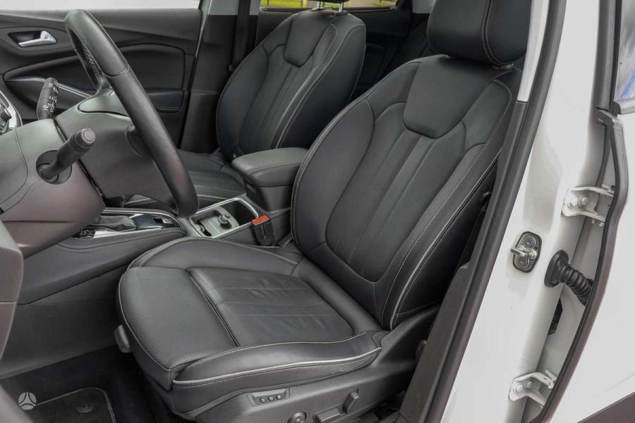 Balts Opel Grandland X 2018 Kauņa, ar dzinēja tilpumu 1.56 L un nobraukumu 250 tūkst. km par 10999 €, foto 44 vietnē AUTOMOTO.COM.LV