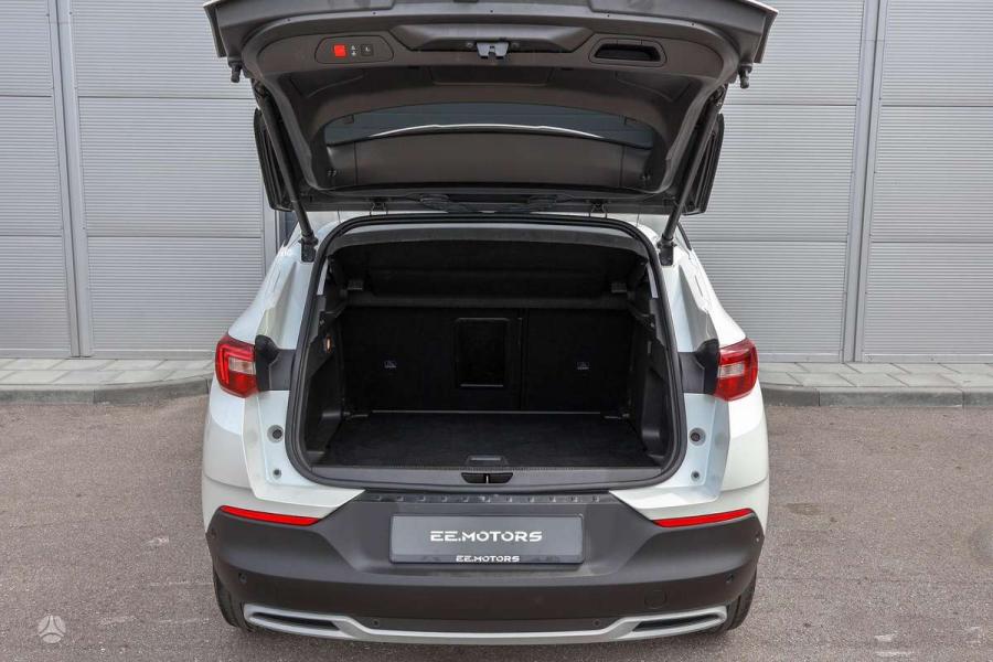 Balts Opel Grandland X 2018 Kauņa, ar dzinēja tilpumu 1.56 L un nobraukumu 250 tūkst. km par 10999 €, foto 53 vietnē AUTOMOTO.COM.LV