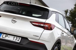 Белый Опель Grandland X 2018 в Елгава, объемом двигателя 1.20 л и пробегом 122 тыс. км за 12999 €, фото 12 на AUTOMOTO.COM.LV