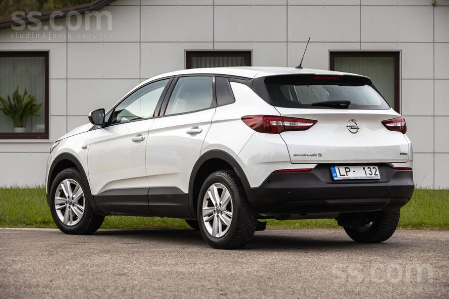 Белый Опель Grandland X 2018 в Елгава, объемом двигателя 1.20 л и пробегом 122 тыс. км за 12999 €, фото 13 на AUTOMOTO.COM.LV
