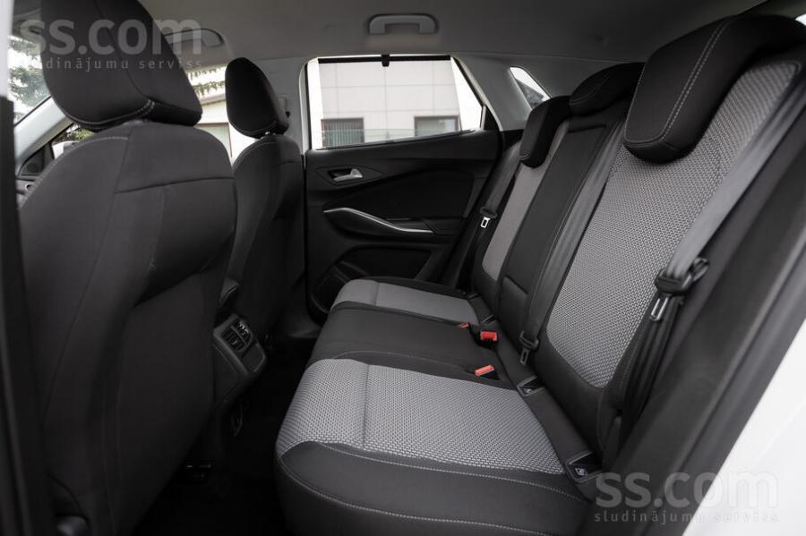 Белый Опель Grandland X 2018 в Елгава, объемом двигателя 1.20 л и пробегом 122 тыс. км за 12999 €, фото 21 на AUTOMOTO.COM.LV