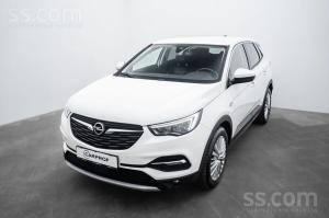 White Opel Grandland X 2018 in Tallinn, with an engine capacity of 1.60 L and mileage of 200 thousand km for 9998 €, photo  on AUTOMOTO.COM.LV