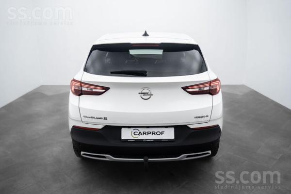 Белый Опель Grandland X 2018 в Таллин, объемом двигателя 1.60 л и пробегом 200 тыс. км за 9998 €, фото 8 на AUTOMOTO.COM.LV