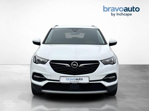 White Opel Grandland X 2018 in Klaipeda, with an engine capacity of 1.20 L and mileage of 138 thousand km for 11900 €, photo 9 on AUTOMOTO.COM.LV
