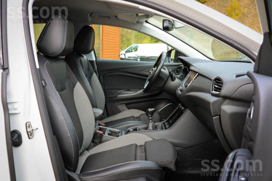 Balts Opel Grandland X 2019 Tukums, ar dzinēja tilpumu 1.20 L un nobraukumu 163 tūkst. km par 10790 €, foto 8 vietnē AUTOMOTO.COM.LV