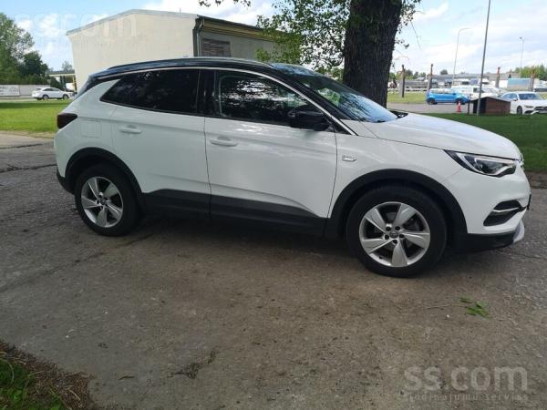 Белый Опель Grandland X 2019 в Рига, объемом двигателя 1.20 л и пробегом 0 тыс. км за 11900 €, фото 5 на AUTOMOTO.COM.LV