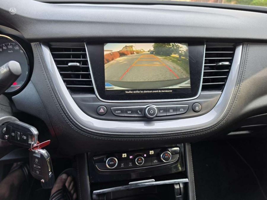Balts Opel Grandland X 2019 Panevēža, ar dzinēja tilpumu 1.50 L un nobraukumu 270 tūkst. km par 8300 €, foto 9 vietnē AUTOMOTO.COM.LV