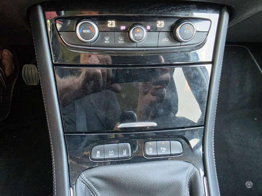 Balts Opel Grandland X 2019 Panevēža, ar dzinēja tilpumu 1.50 L un nobraukumu 270 tūkst. km par 8300 €, foto 10 vietnē AUTOMOTO.COM.LV