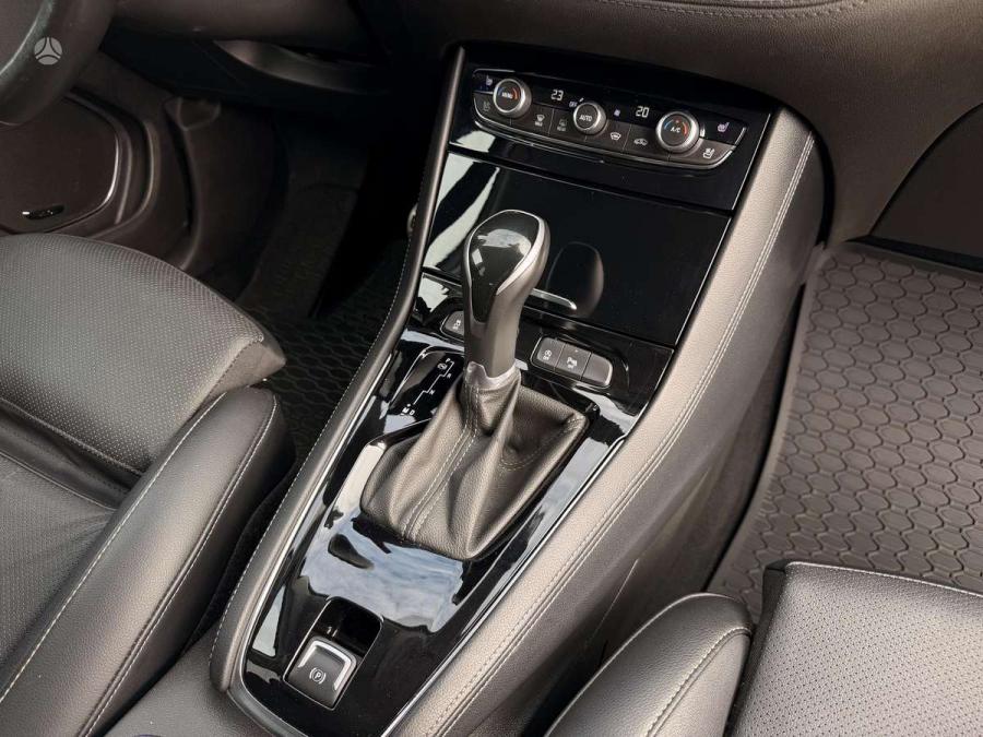 Balts Opel Grandland X 2019 Viļņa, ar dzinēja tilpumu 2.00 L un nobraukumu 209 tūkst. km par 12990 €, foto 25 vietnē AUTOMOTO.COM.LV