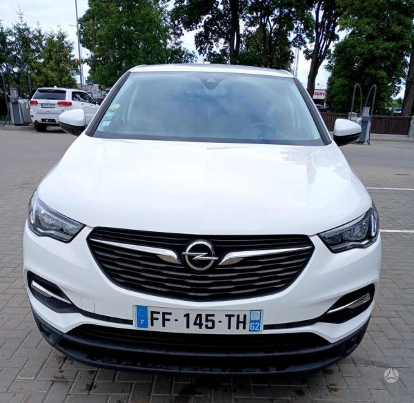 Белый Опель Grandland X 2019 в Таураге, объемом двигателя 1.50 л и пробегом 92 тыс. км за 10800 €, фото 4 на AUTOMOTO.COM.LV
