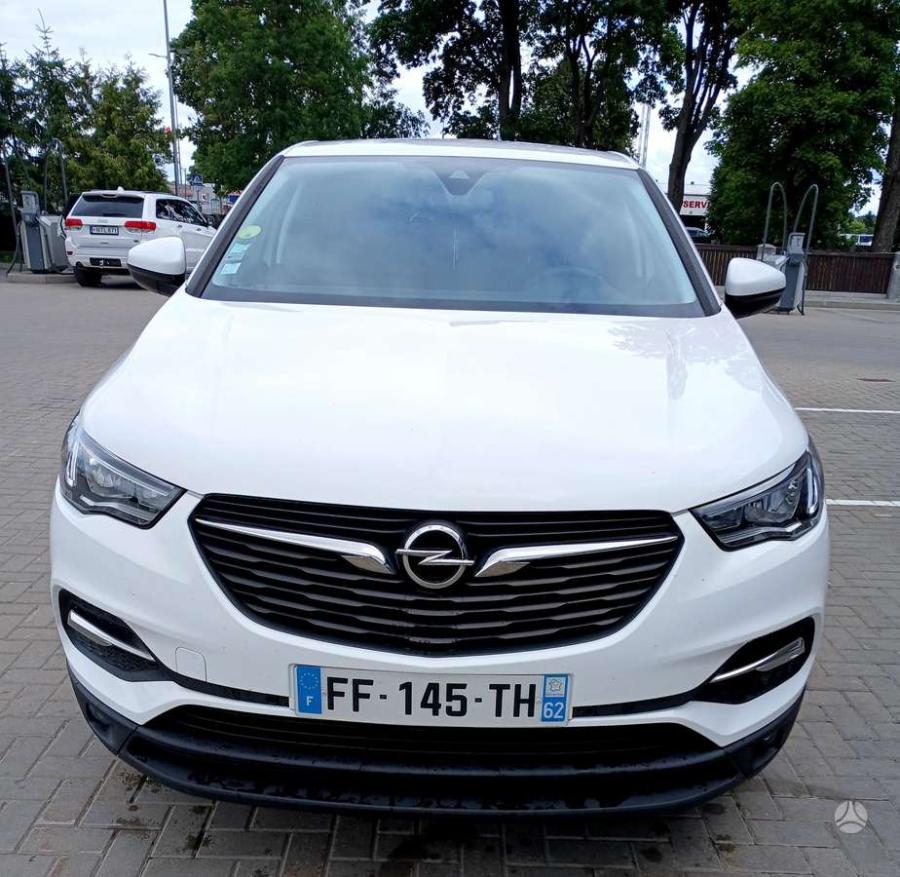 Белый Опель Grandland X 2019 в Таураге, объемом двигателя 1.50 л и пробегом 92 тыс. км за 10800 €, фото 4 на AUTOMOTO.COM.LV