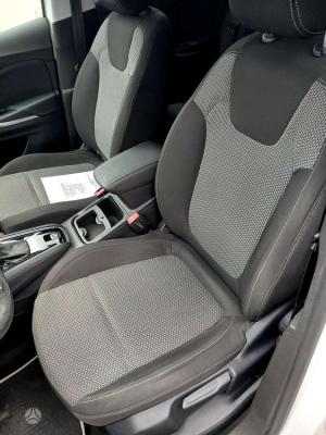 Белый Опель Grandland X 2019 в Таураге, объемом двигателя 1.50 л и пробегом 92 тыс. км за 10800 €, фото 10 на AUTOMOTO.COM.LV