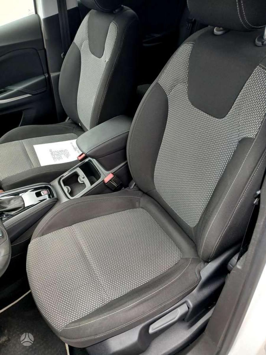 Белый Опель Grandland X 2019 в Таураге, объемом двигателя 1.50 л и пробегом 92 тыс. км за 10800 €, фото 10 на AUTOMOTO.COM.LV