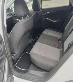 Белый Опель Grandland X 2019 в Таураге, объемом двигателя 1.50 л и пробегом 92 тыс. км за 10800 €, фото 17 на AUTOMOTO.COM.LV