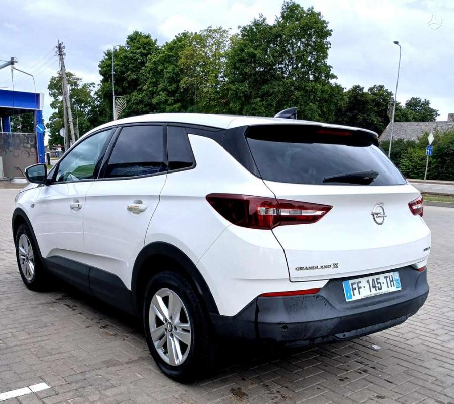 Белый Опель Grandland X 2019 в Таураге, объемом двигателя 1.50 л и пробегом 92 тыс. км за 10800 €, фото 21 на AUTOMOTO.COM.LV