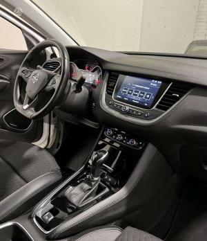 Белый Опель Grandland X 2019 в Клайпеда, объемом двигателя 1.50 л и пробегом 148 тыс. км за 12999 €, фото 3 на AUTOMOTO.COM.LV