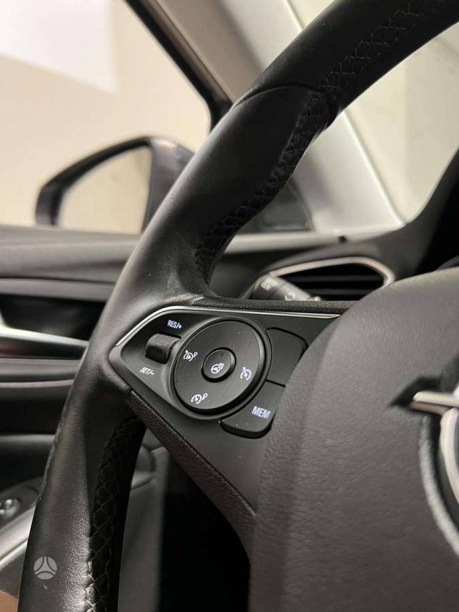 Белый Опель Grandland X 2019 в Клайпеда, объемом двигателя 1.50 л и пробегом 148 тыс. км за 12999 €, фото 17 на AUTOMOTO.COM.LV