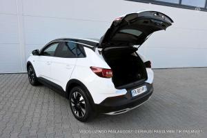 White Opel Grandland X 2019 in Kretinga, with an engine capacity of 1.50 L and mileage of 276 thousand km for 10599 €, photo 13 on AUTOMOTO.COM.LV