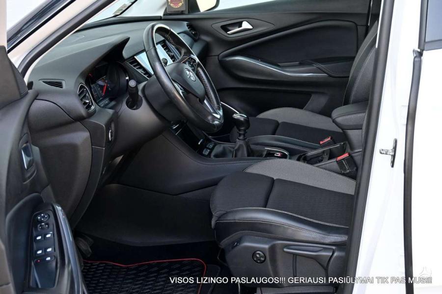White Opel Grandland X 2019 in Kretinga, with an engine capacity of 1.50 L and mileage of 276 thousand km for 10599 €, photo 17 on AUTOMOTO.COM.LV
