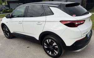 Белый Опель Grandland X 2019 в Каунас, объемом двигателя 1.20 л и пробегом 150 тыс. км за 8300 €, фото 7 на AUTOMOTO.COM.LV