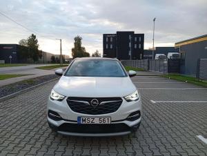Белый Опель Grandland X 2019 в Вильнюс, объемом двигателя 1.60 л и пробегом 241 тыс. км за 13500 €, фото  на AUTOMOTO.COM.LV