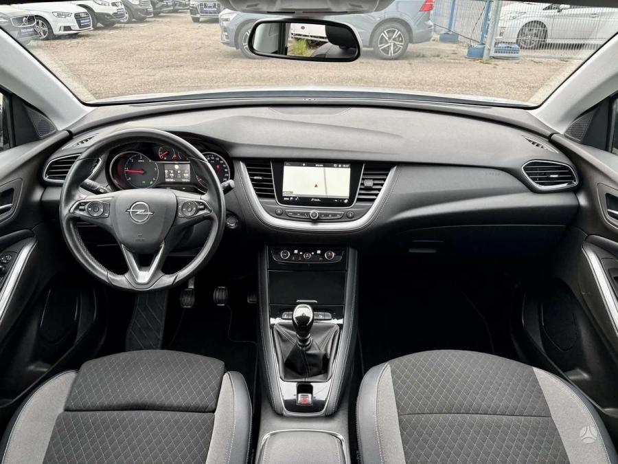 Белый Опель Grandland X 2019 в Паневежис, объемом двигателя 1.50 л и пробегом 104 тыс. км за 10900 €, фото 14 на AUTOMOTO.COM.LV