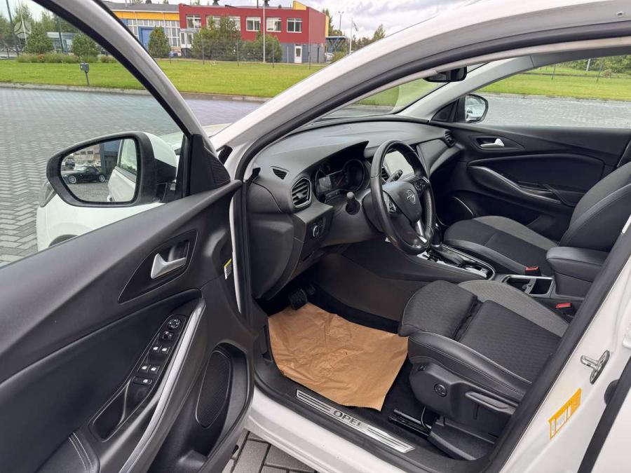 Белый Опель Grandland X 2019 в Тельшяй, объемом двигателя 1.50 л и пробегом 194 тыс. км за 10300 €, фото 19 на AUTOMOTO.COM.LV