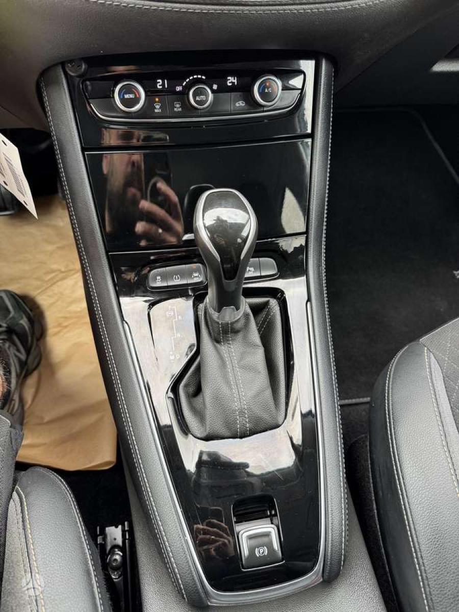 Белый Опель Grandland X 2019 в Тельшяй, объемом двигателя 1.50 л и пробегом 194 тыс. км за 10300 €, фото 31 на AUTOMOTO.COM.LV