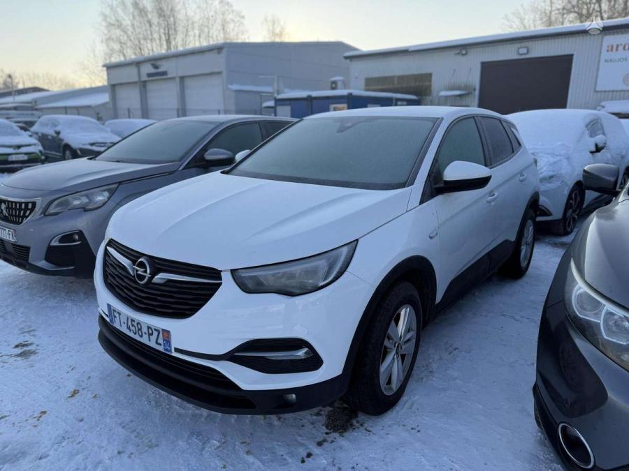 Balts Opel Grandland X 2020 Kauņa, ar dzinēja tilpumu 1.20 L un nobraukumu 143 tūkst. km par 9200 €, foto 1 vietnē AUTOMOTO.COM.LV