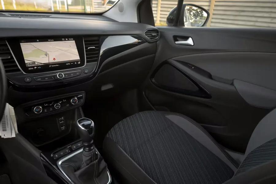 Balts Opel Grandland X 2020 Jelgava, ar dzinēja tilpumu 1.20 L un nobraukumu 89 tūkst. km par 9990 €, foto 17 vietnē AUTOMOTO.COM.LV