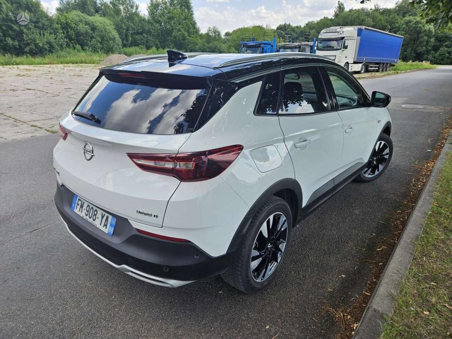 Белый Опель Grandland X 2020 в Таураге, объемом двигателя 1.50 л и пробегом 388 тыс. км за 5100 €, фото 4 на AUTOMOTO.COM.LV