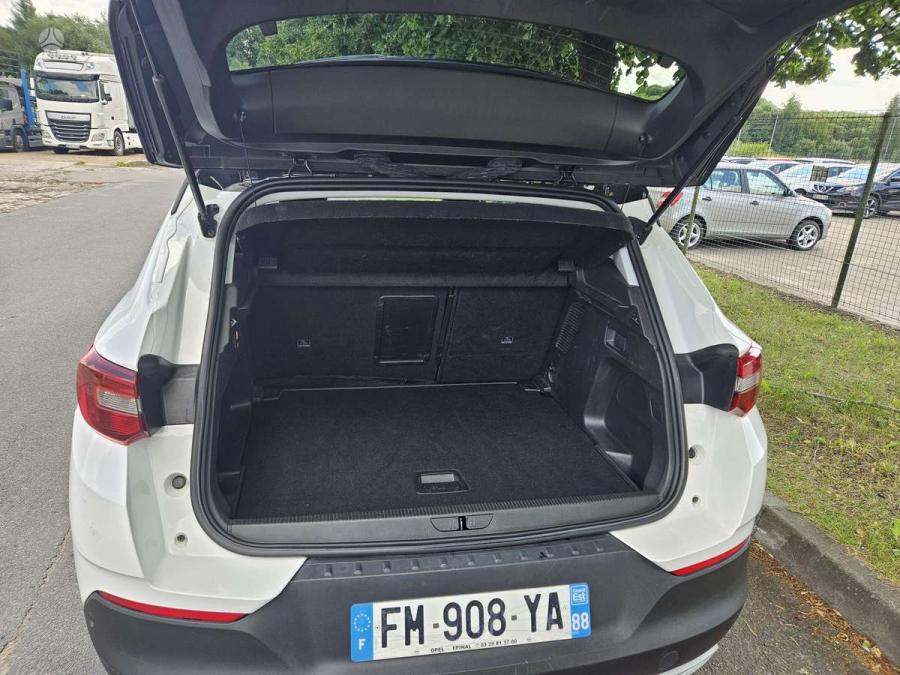 Белый Опель Grandland X 2020 в Таураге, объемом двигателя 1.50 л и пробегом 388 тыс. км за 5100 €, фото 8 на AUTOMOTO.COM.LV